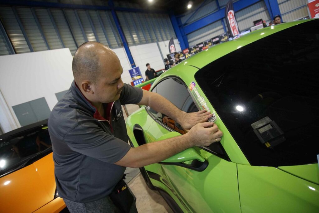 Solar Window Tint Film | Lamina by Vos and Vos Automotive